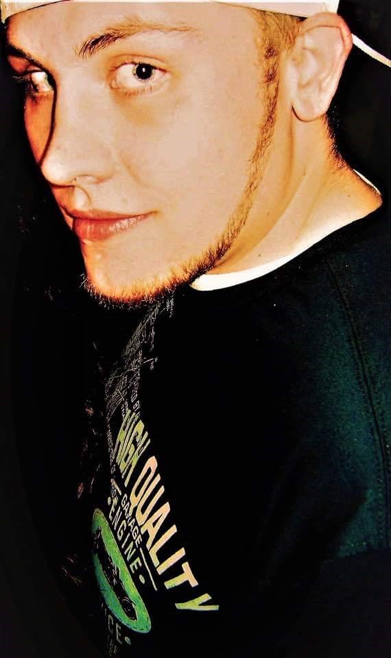 Michael Ferrie's Instagram, Twitter & Facebook on IDCrawl