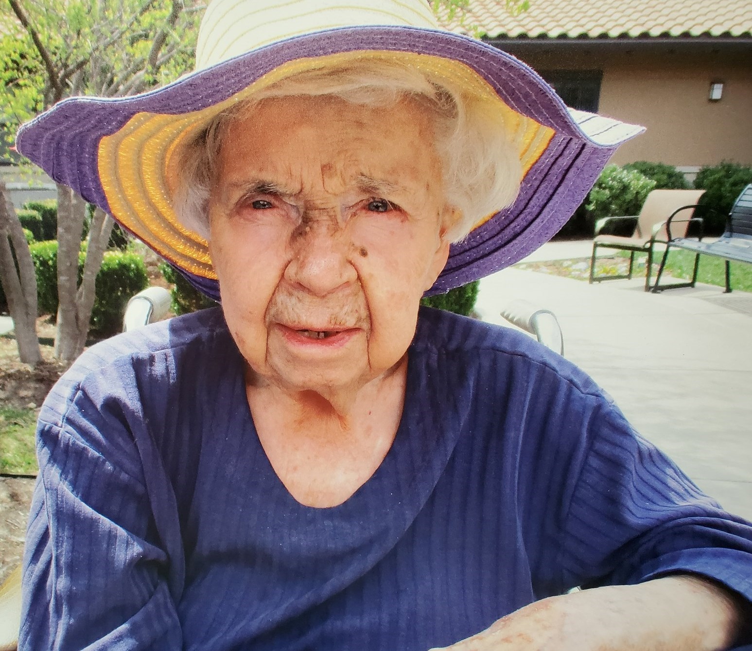 Helen Leck Obituario - Denver, CO