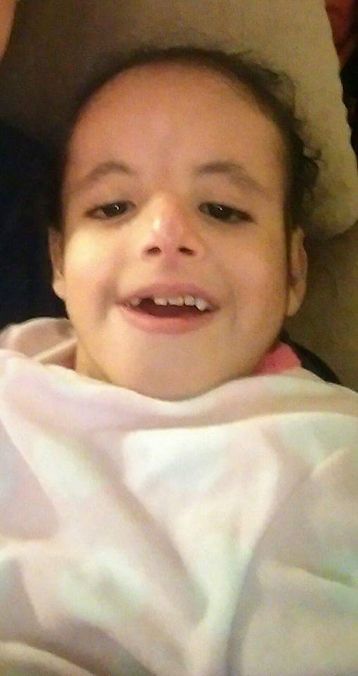 Mia Reyes's Instagram, Twitter & Facebook on IDCrawl