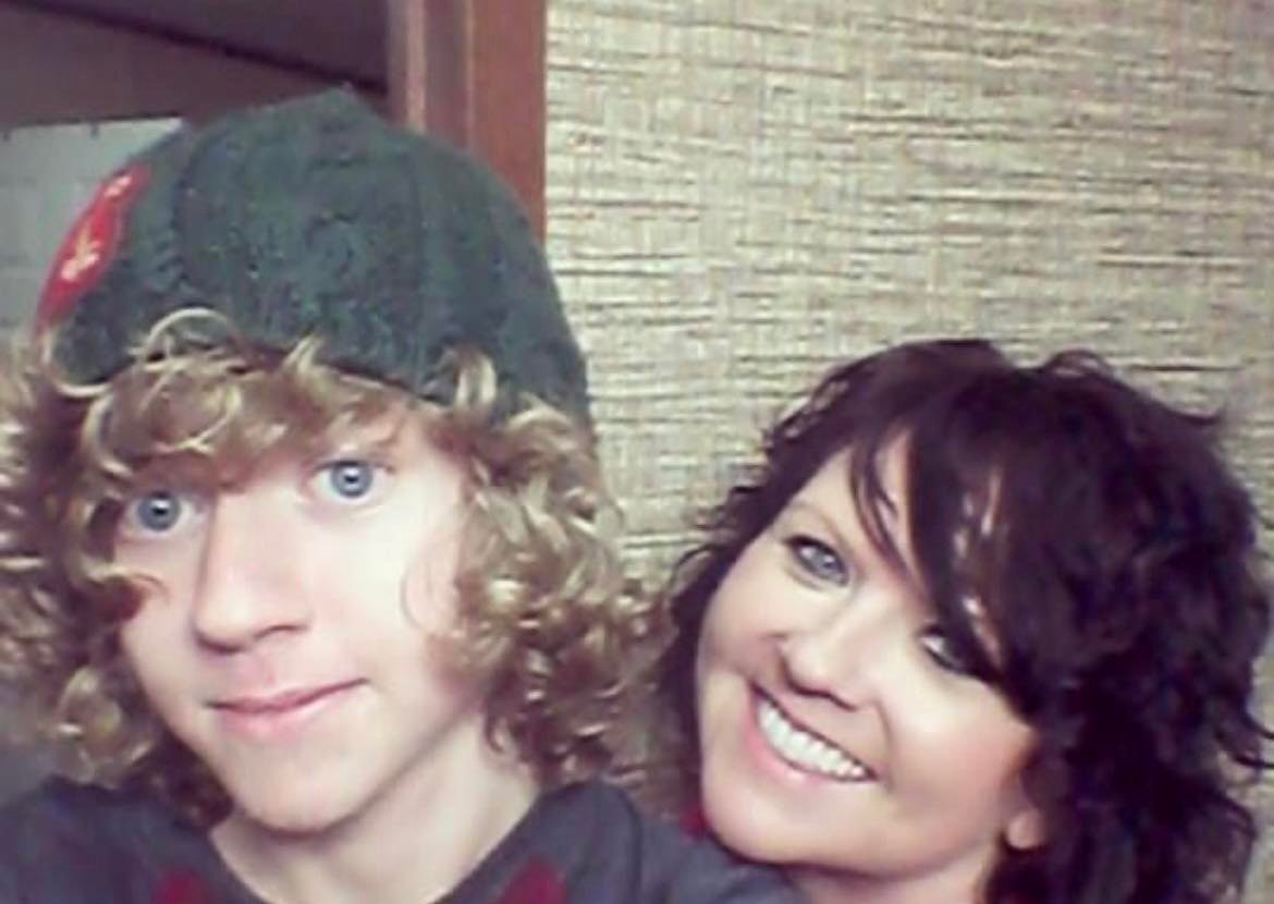 Stacey Gilbert's Instagram, Twitter & Facebook on IDCrawl