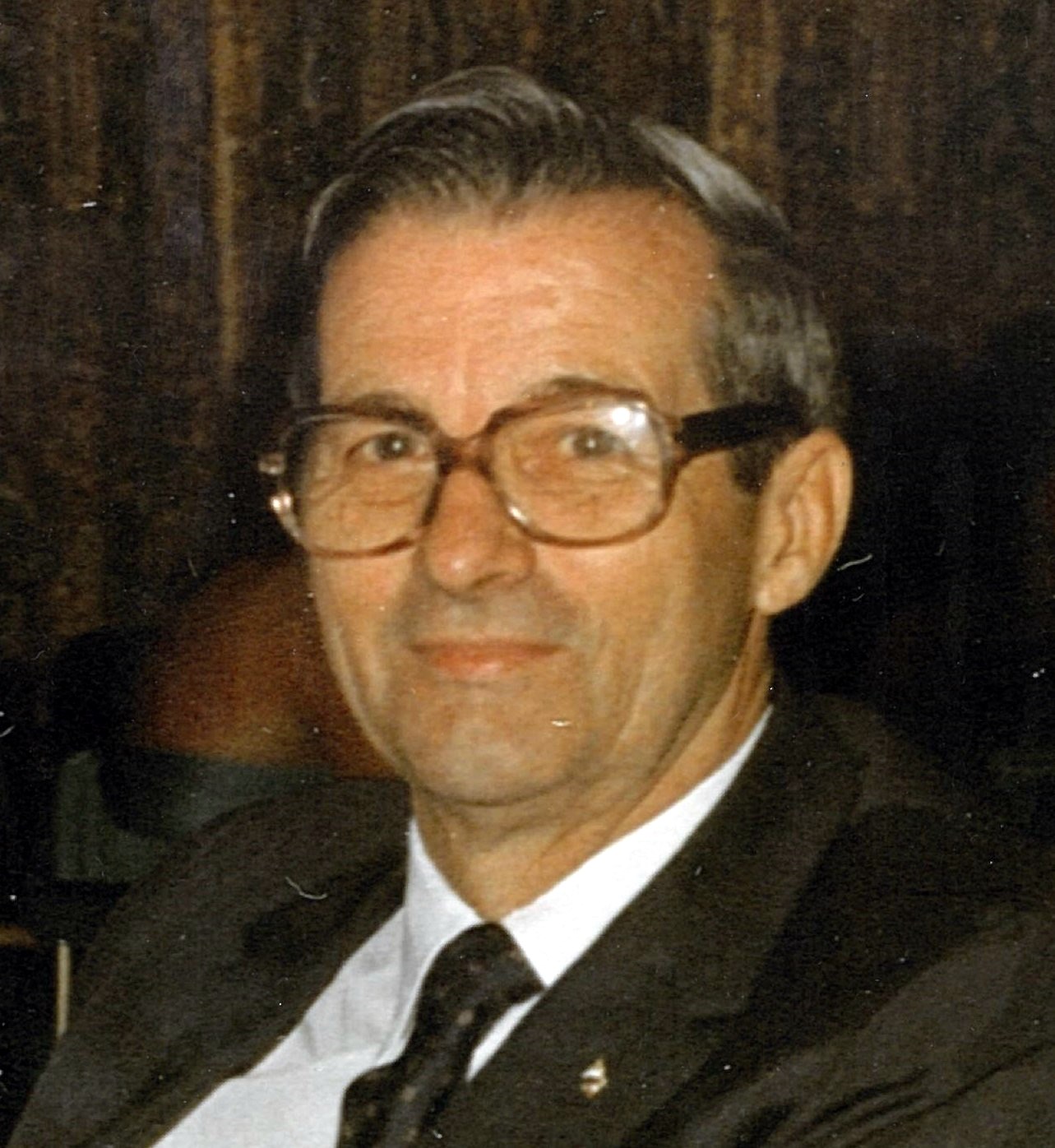 Vernon Davy Obituary - Overland Park, KS