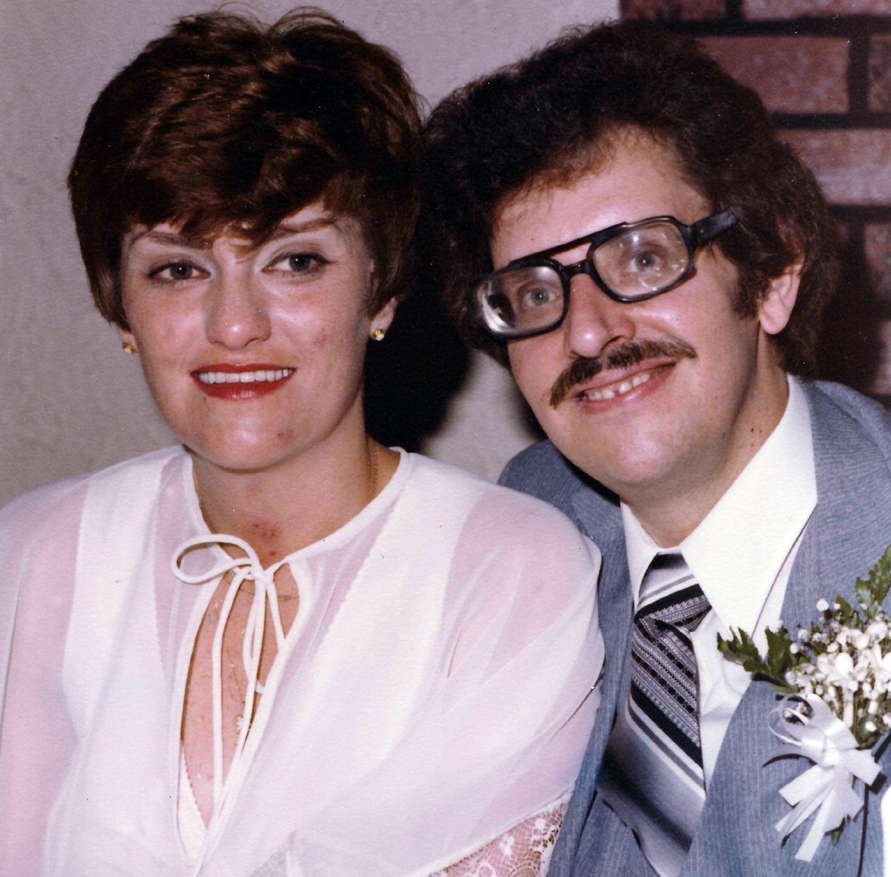 Frederick Pfeiffer's Instagram, Twitter & Facebook on IDCrawl