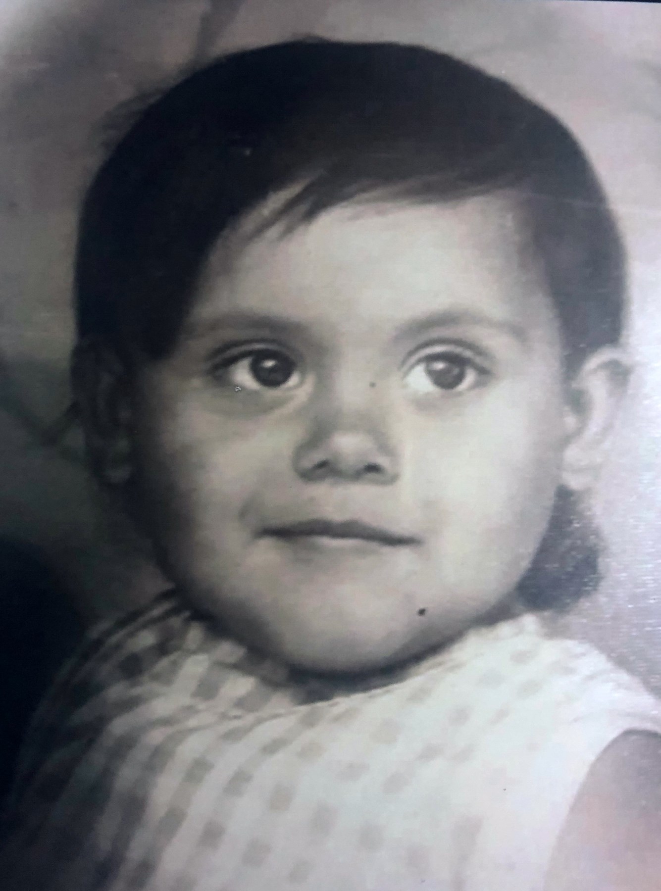 Ana Solis's Instagram, Twitter & Facebook on IDCrawl