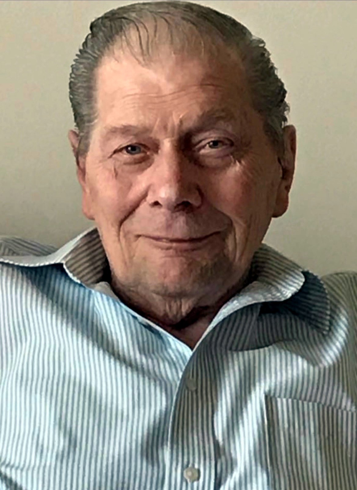 Roger E. Quist Obituary - Wichita, KS