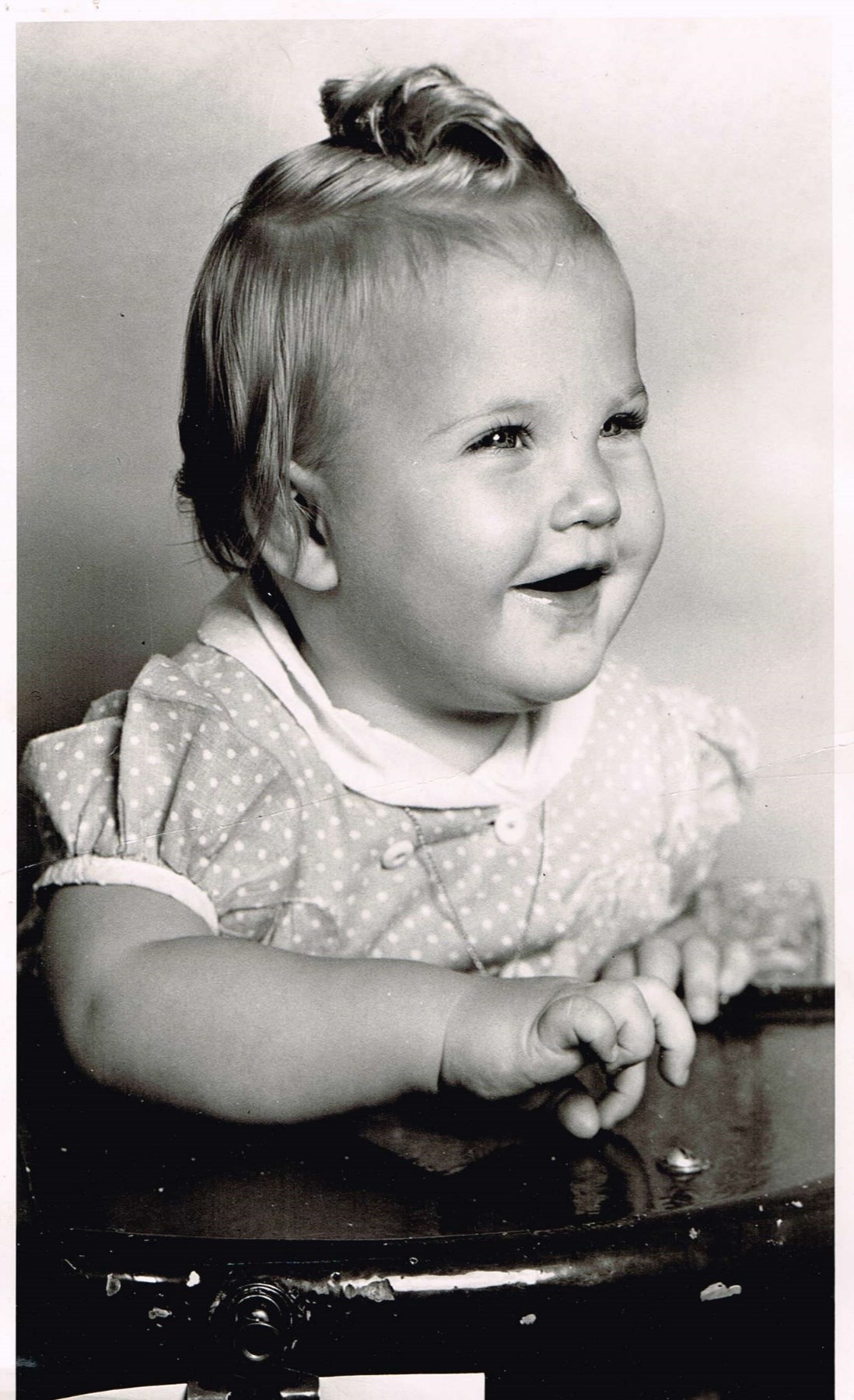 Sharon Farnsworth's Instagram, Twitter & Facebook on IDCrawl