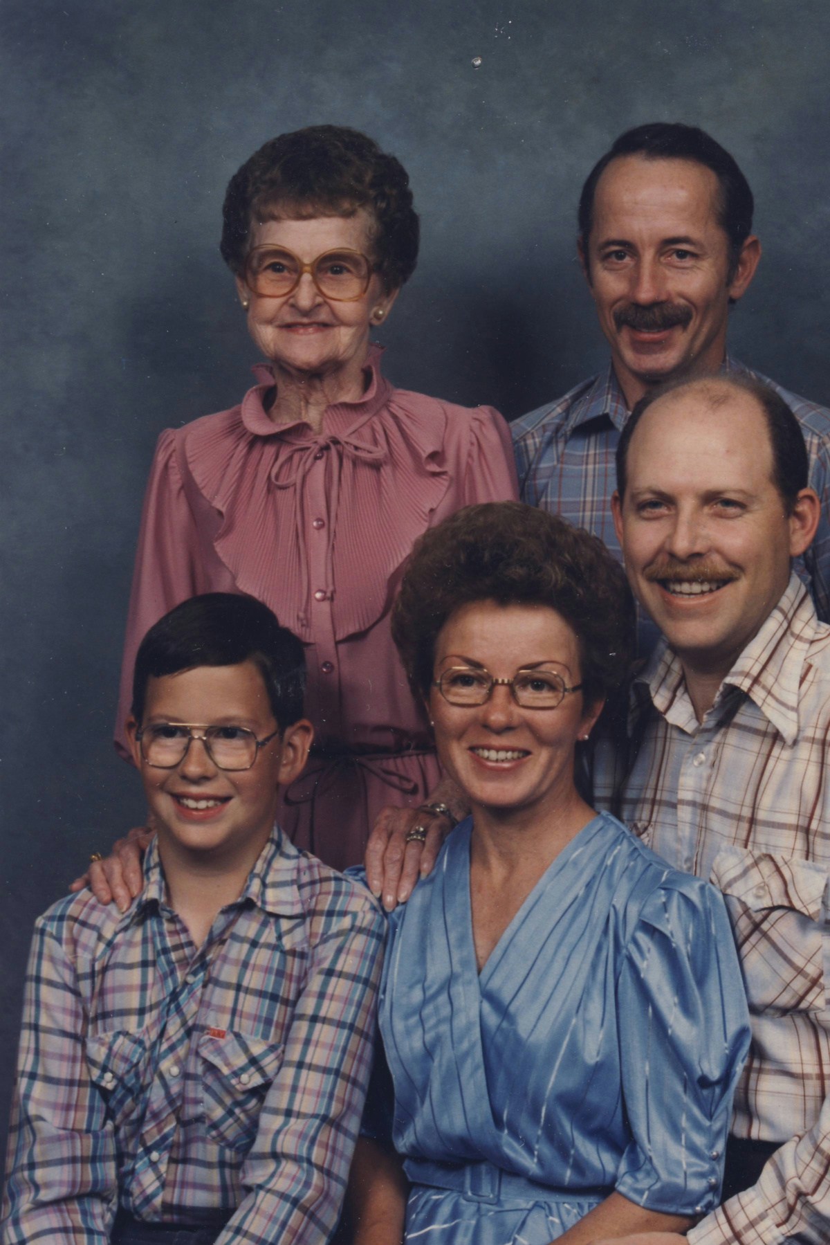 Sheryl Ann Nimerfro Howell Obituary - Hanford, CA