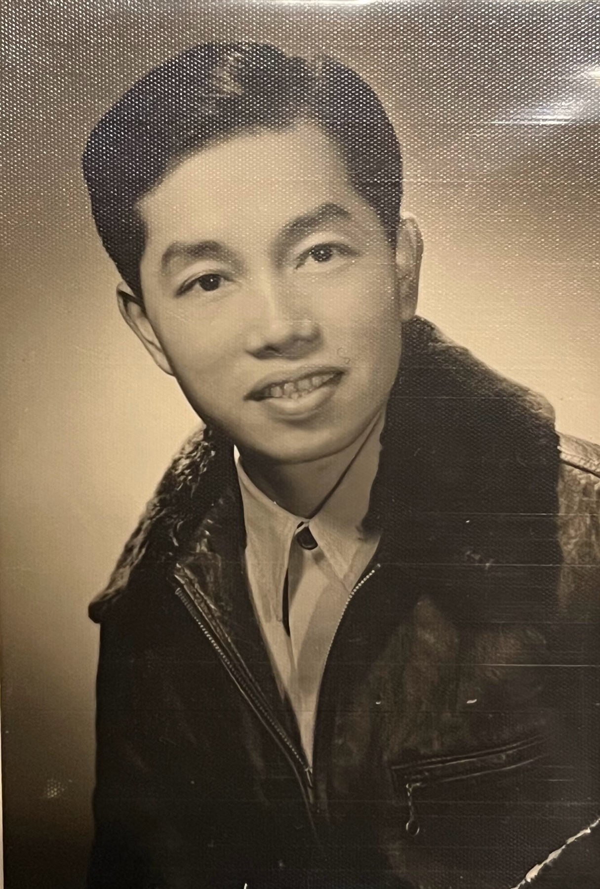 Gong Yee's Instagram, Twitter & Facebook on IDCrawl