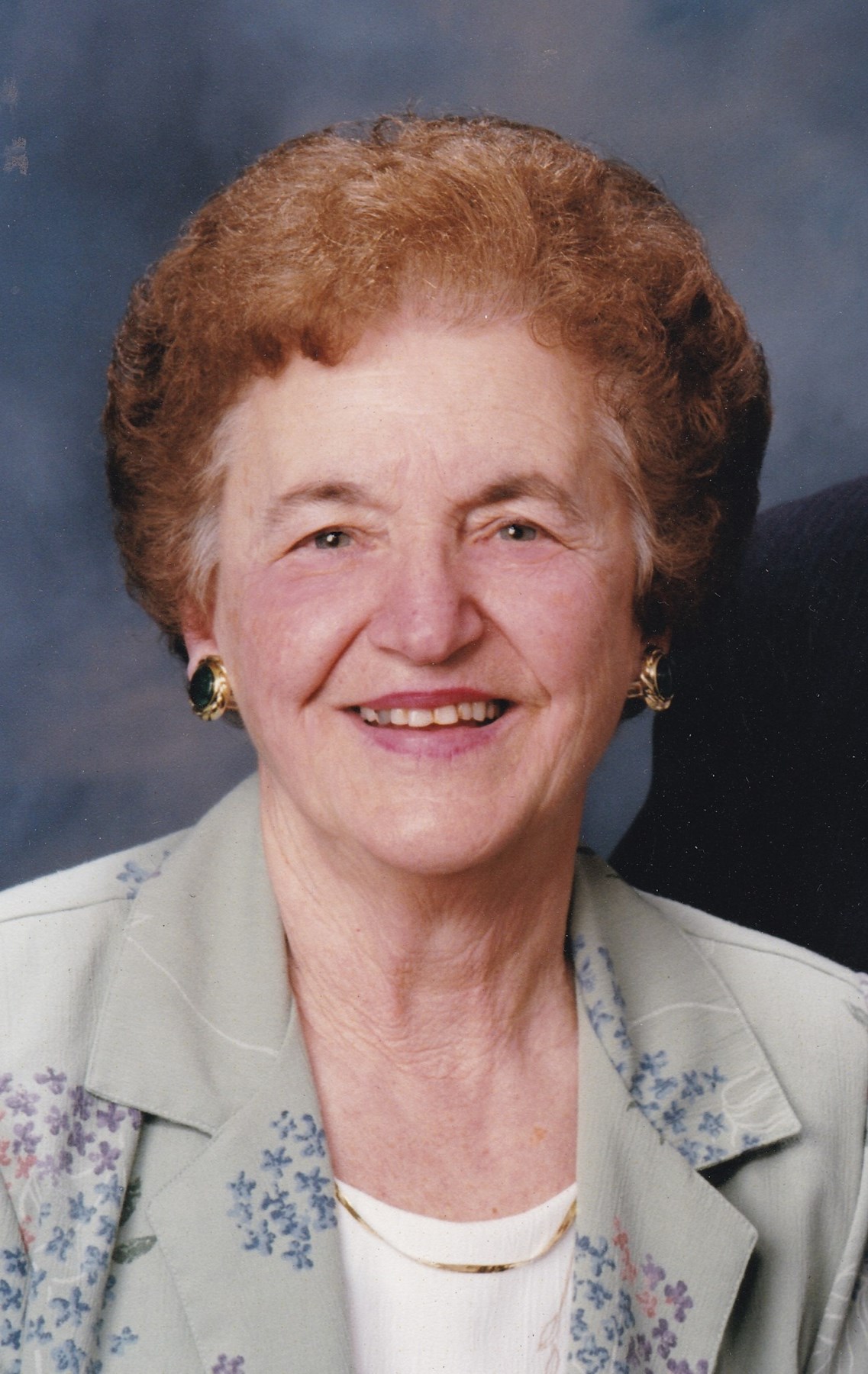 Sally Stratton's Instagram, Twitter & Facebook on IDCrawl