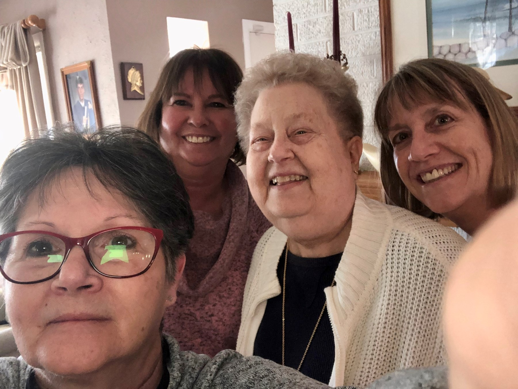 Kay Larsen's Instagram, Twitter & Facebook on IDCrawl