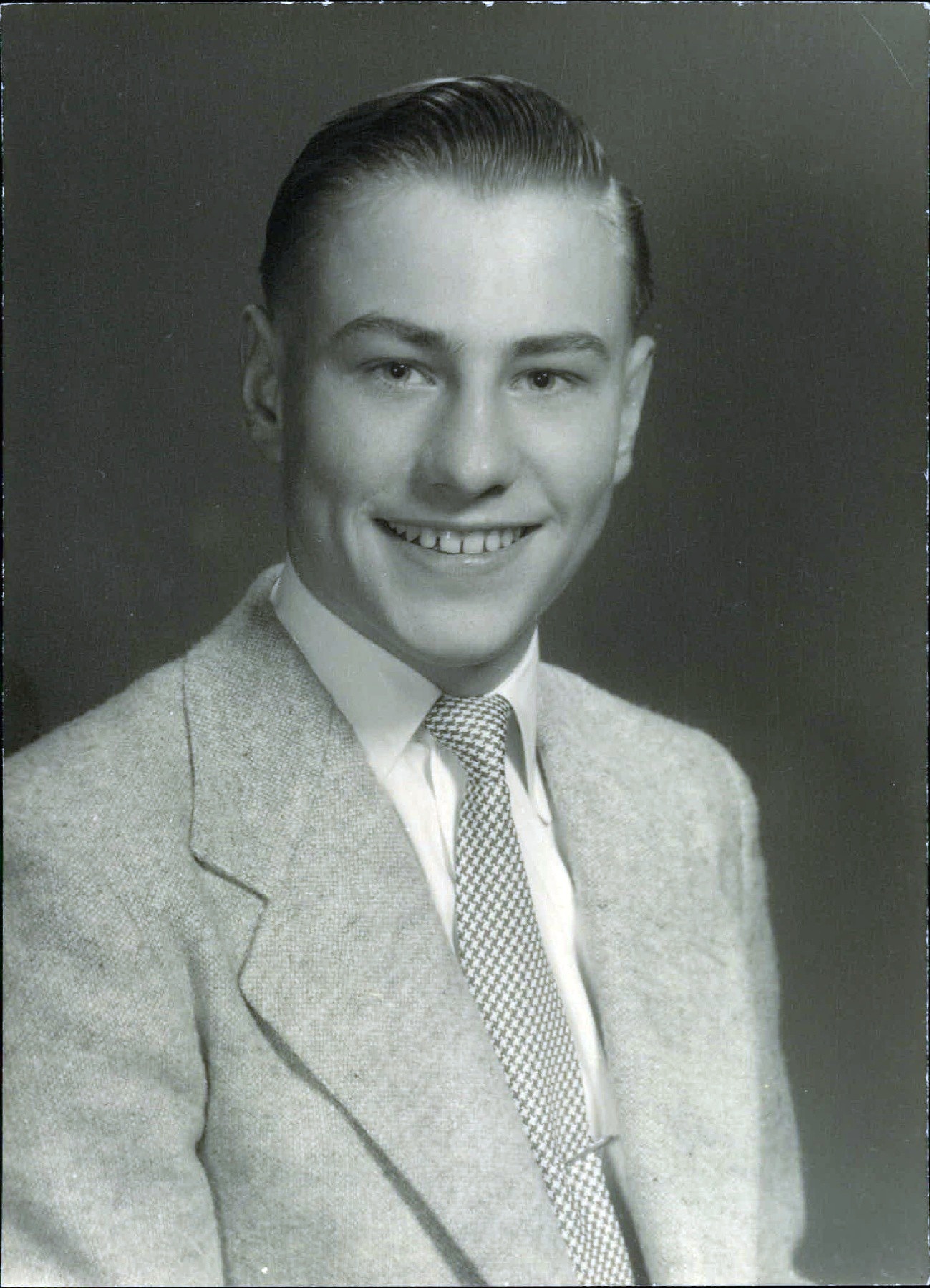 Peter Havel's Instagram, Twitter & Facebook on IDCrawl