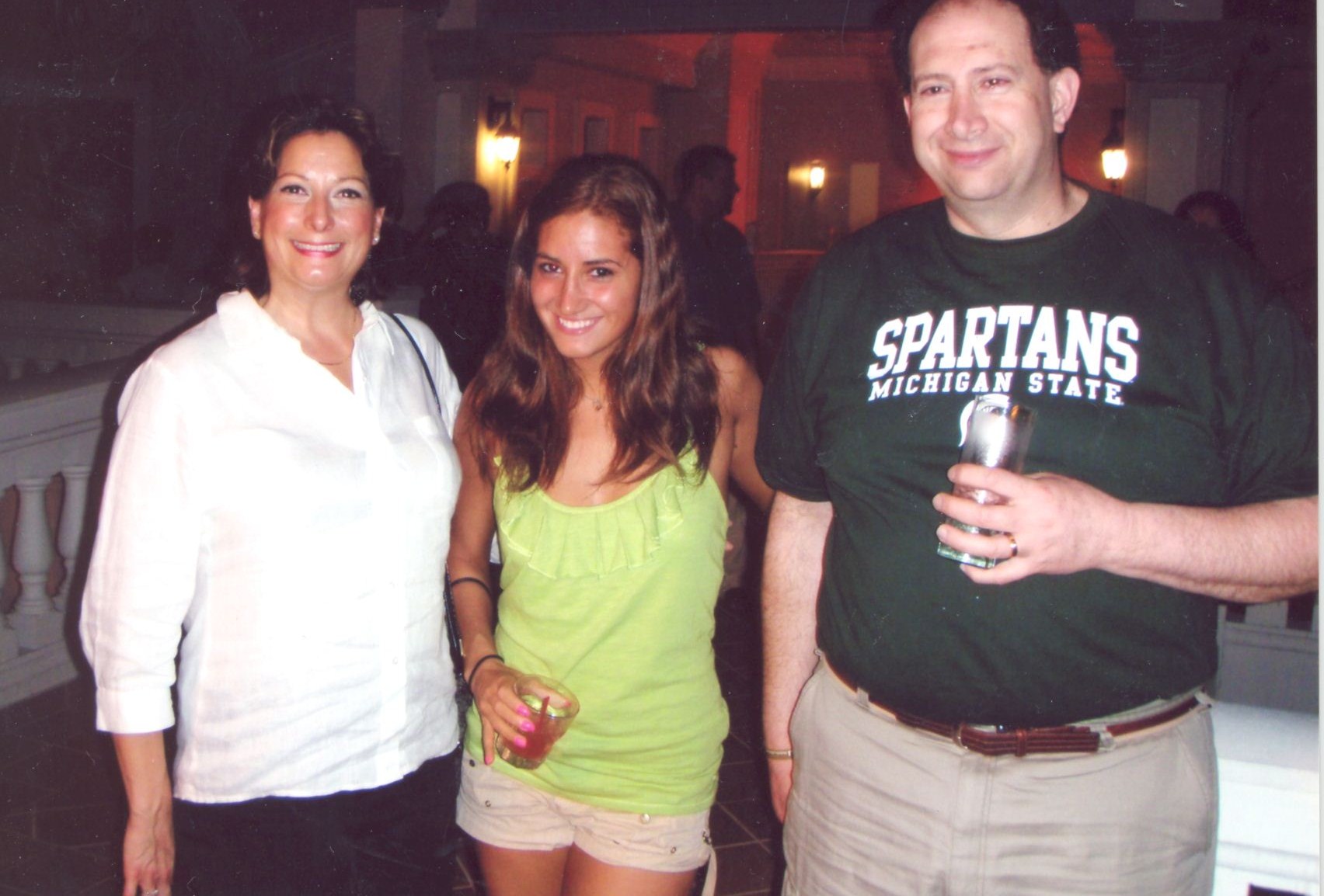 Lisa Khoury's Instagram, Twitter & Facebook on IDCrawl