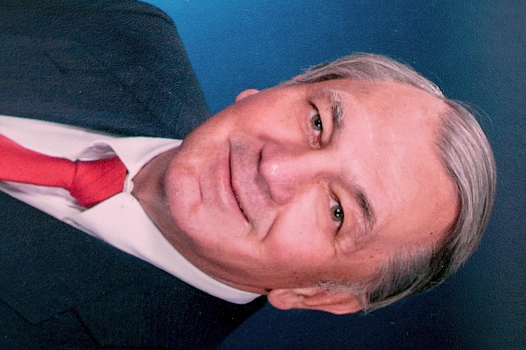 Douglas Ruhmann Obituary - St. Louis, MO