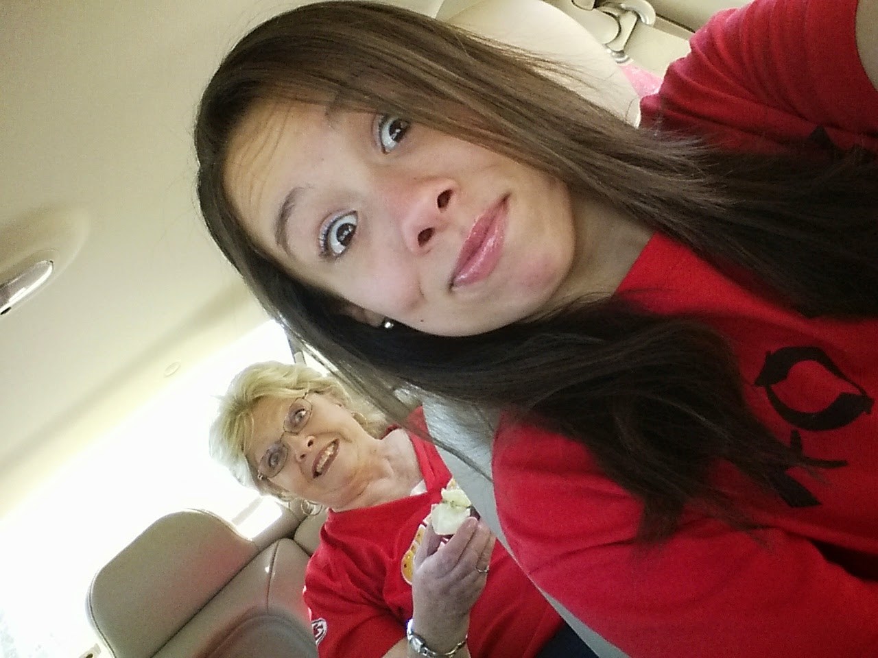 Ginger Sweeney's Instagram, Twitter & Facebook on IDCrawl