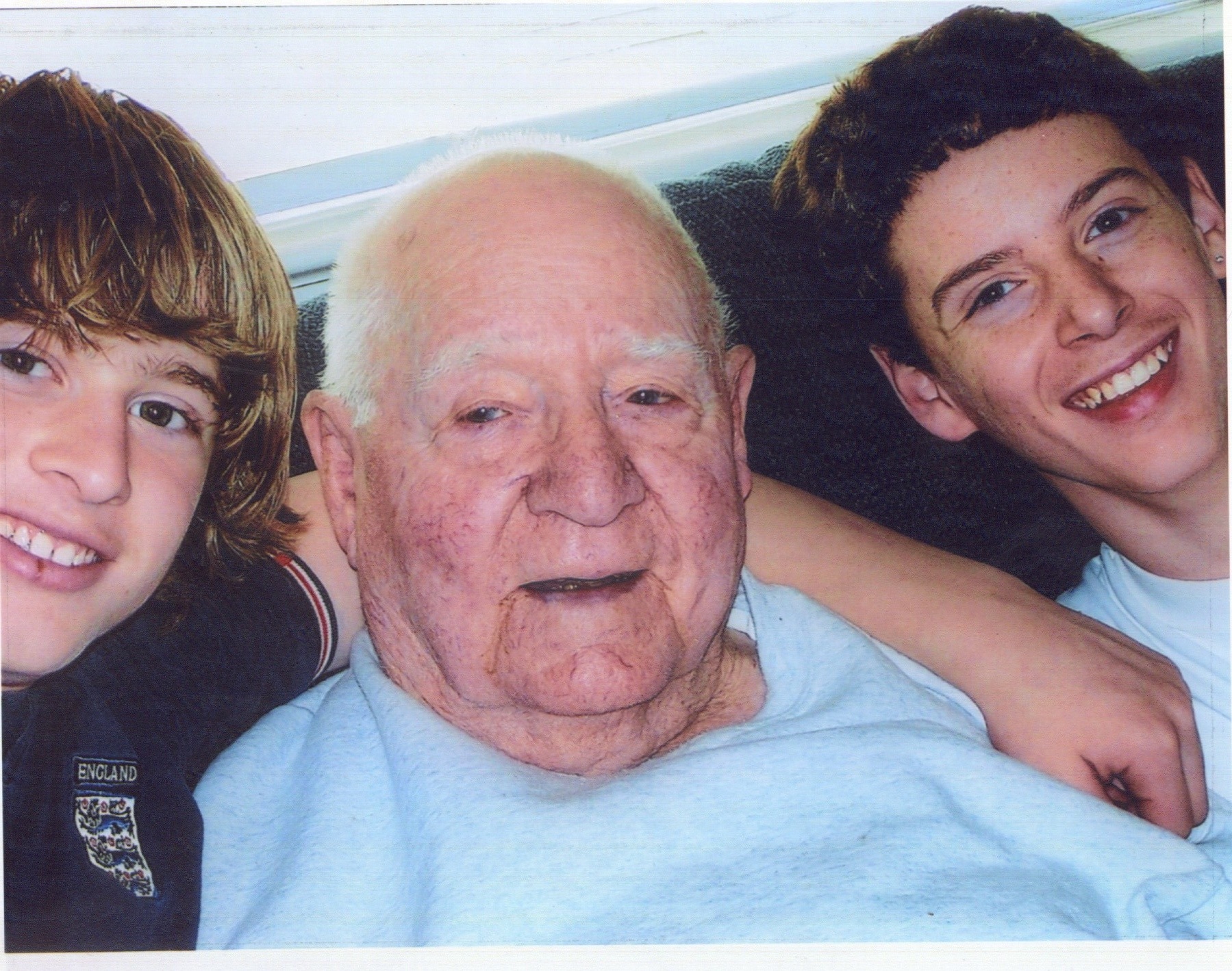 Winnie Garrett's Instagram, Twitter & Facebook on IDCrawl