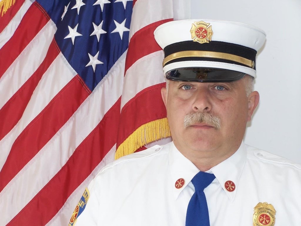 Ken Cyr's Instagram, Twitter & Facebook on IDCrawl