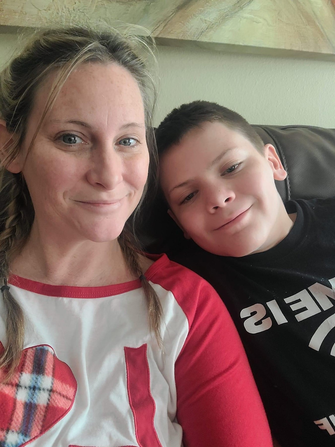 Susan Jett's Instagram, Twitter & Facebook on IDCrawl