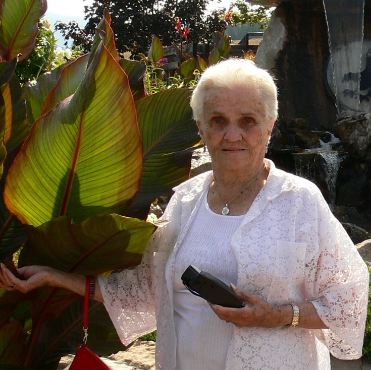Helen Faminow Obituary - Calgary, AB