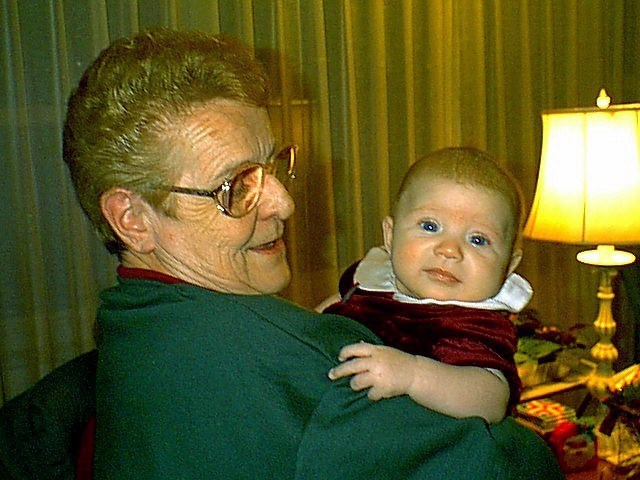 Helen Hammer's Instagram, Twitter & Facebook on IDCrawl