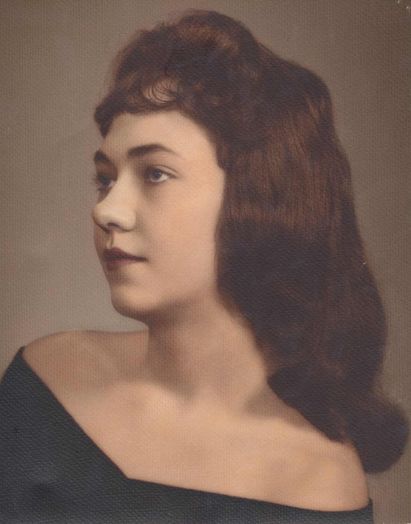 Julie Shultz's Instagram, Twitter & Facebook on IDCrawl