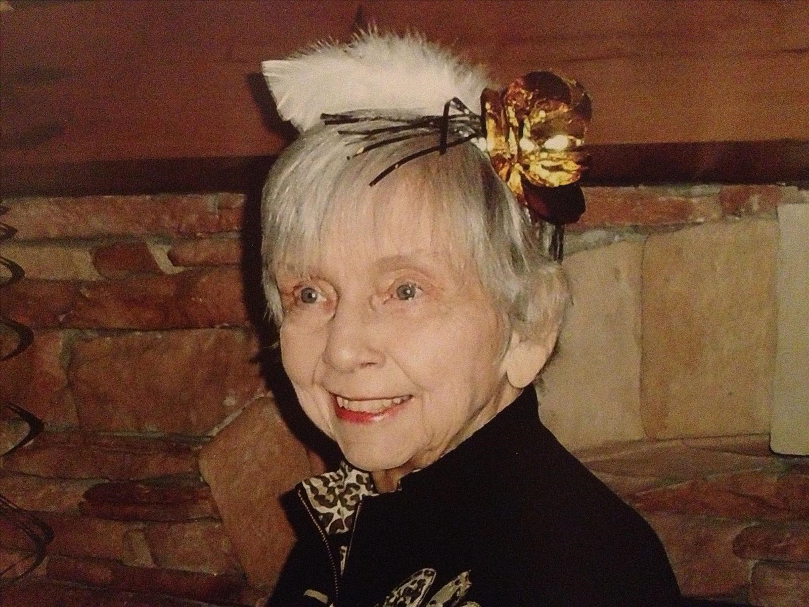 Mary Tingle's Instagram, Twitter & Facebook on IDCrawl