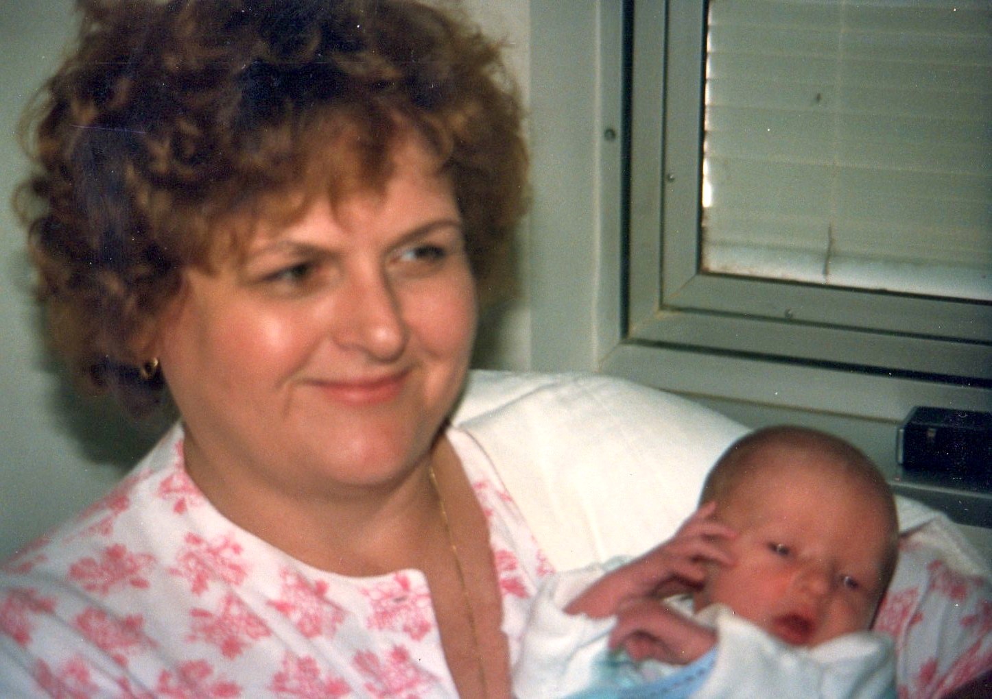 Rachel Hebert's Instagram, Twitter & Facebook on IDCrawl