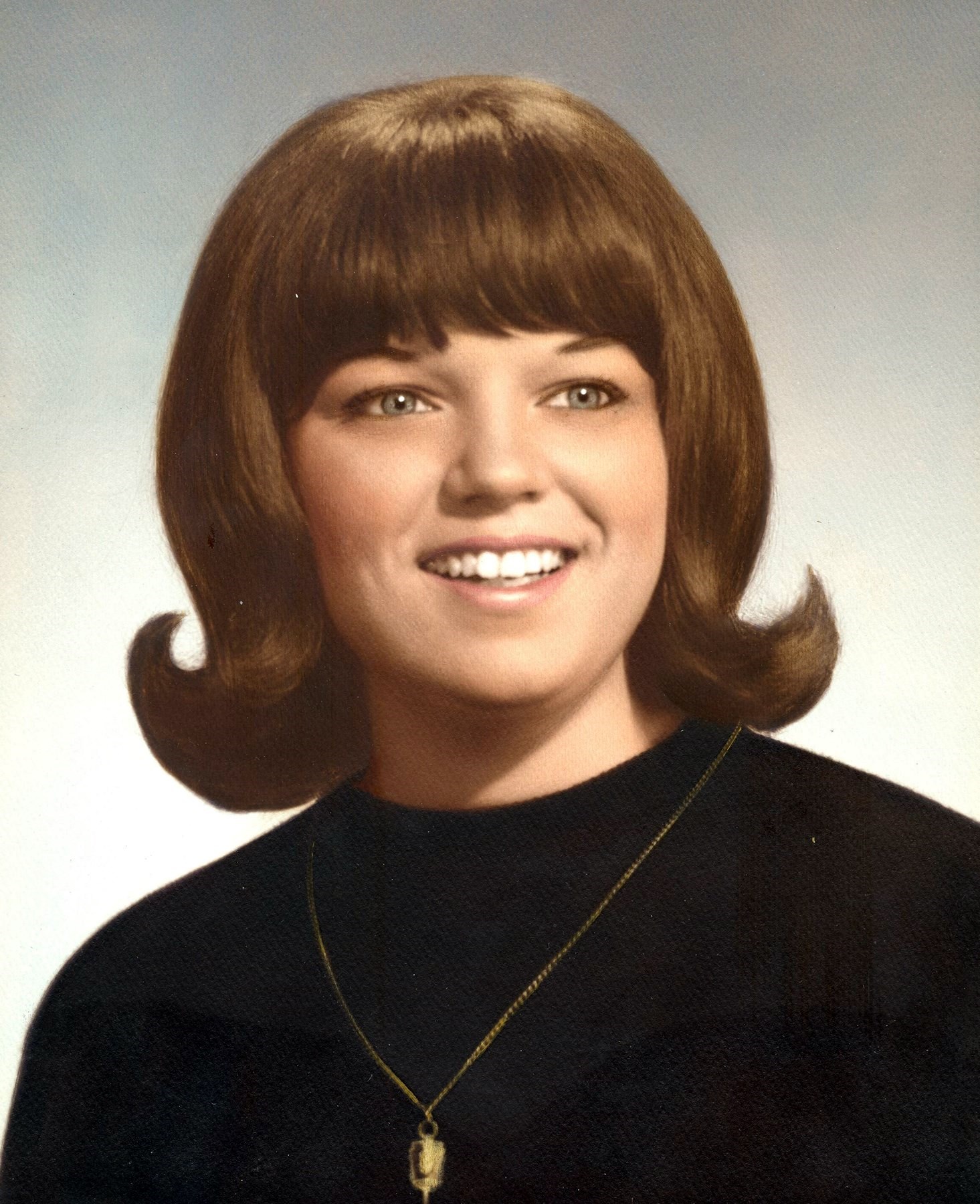 Toni Lewis's Instagram, Twitter & Facebook on IDCrawl