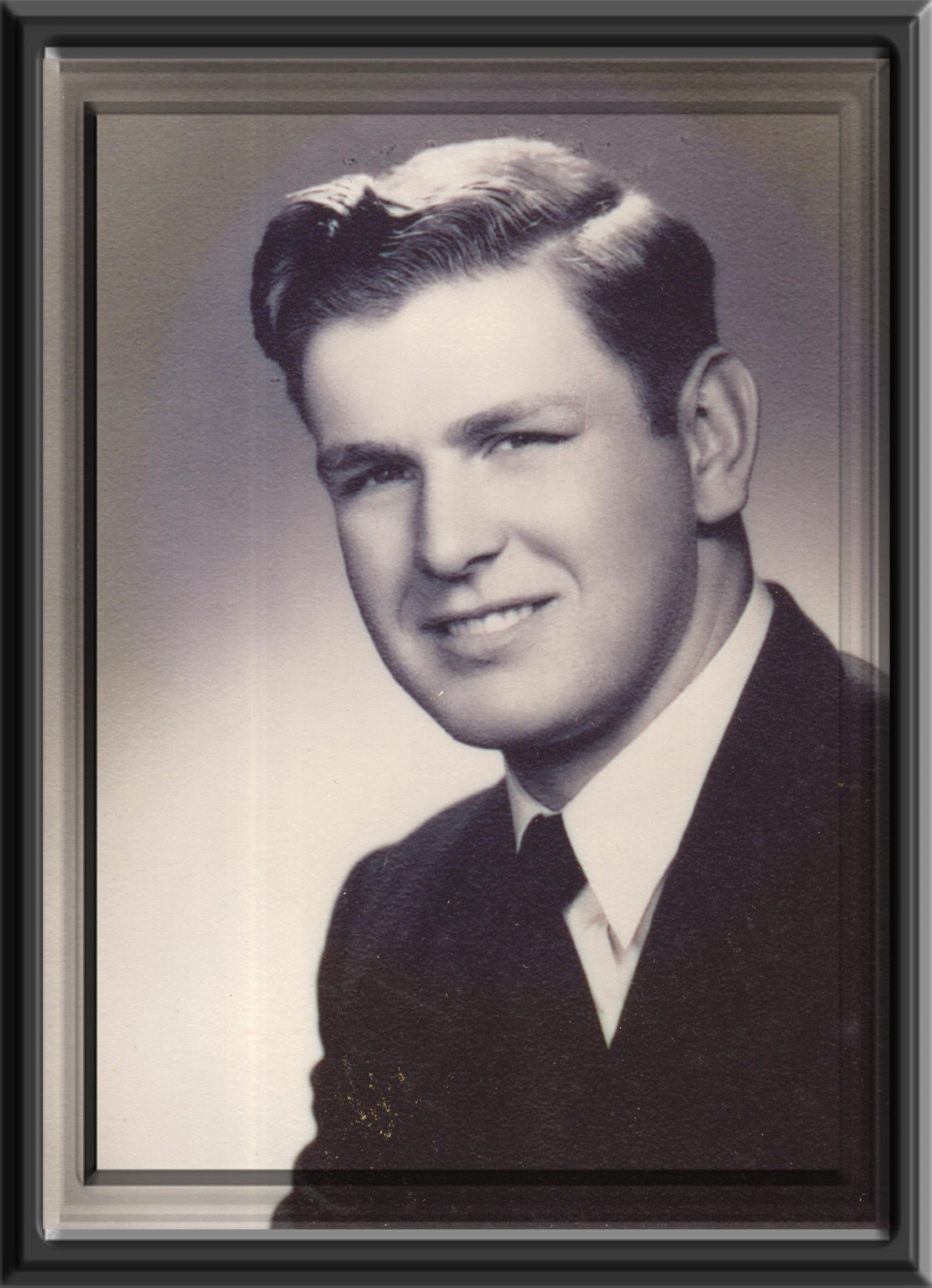 Walter Manes Obituary - Fort Wayne, IN