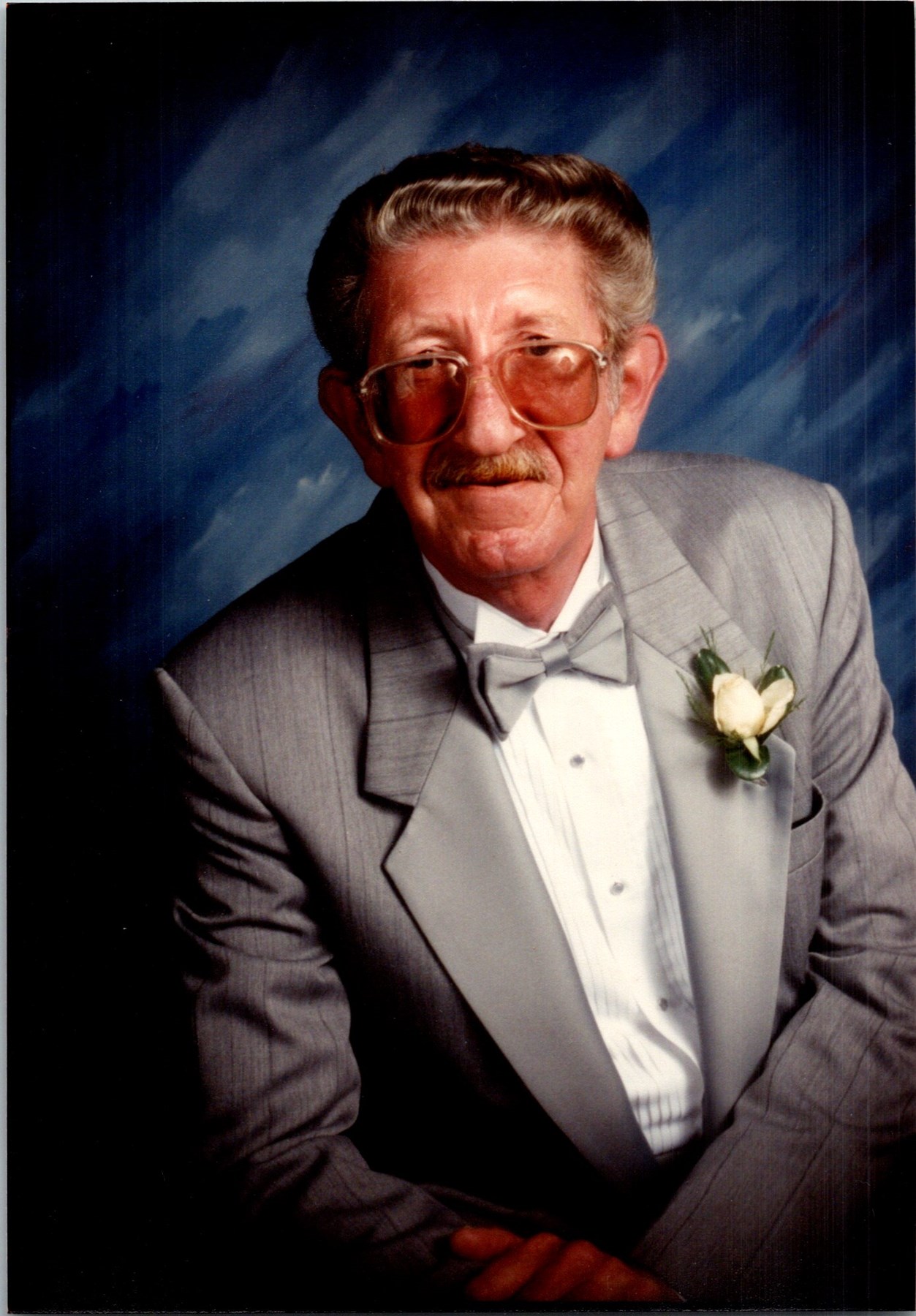 Raymond H. Ball Obituary - Oakbrook Terrace, IL