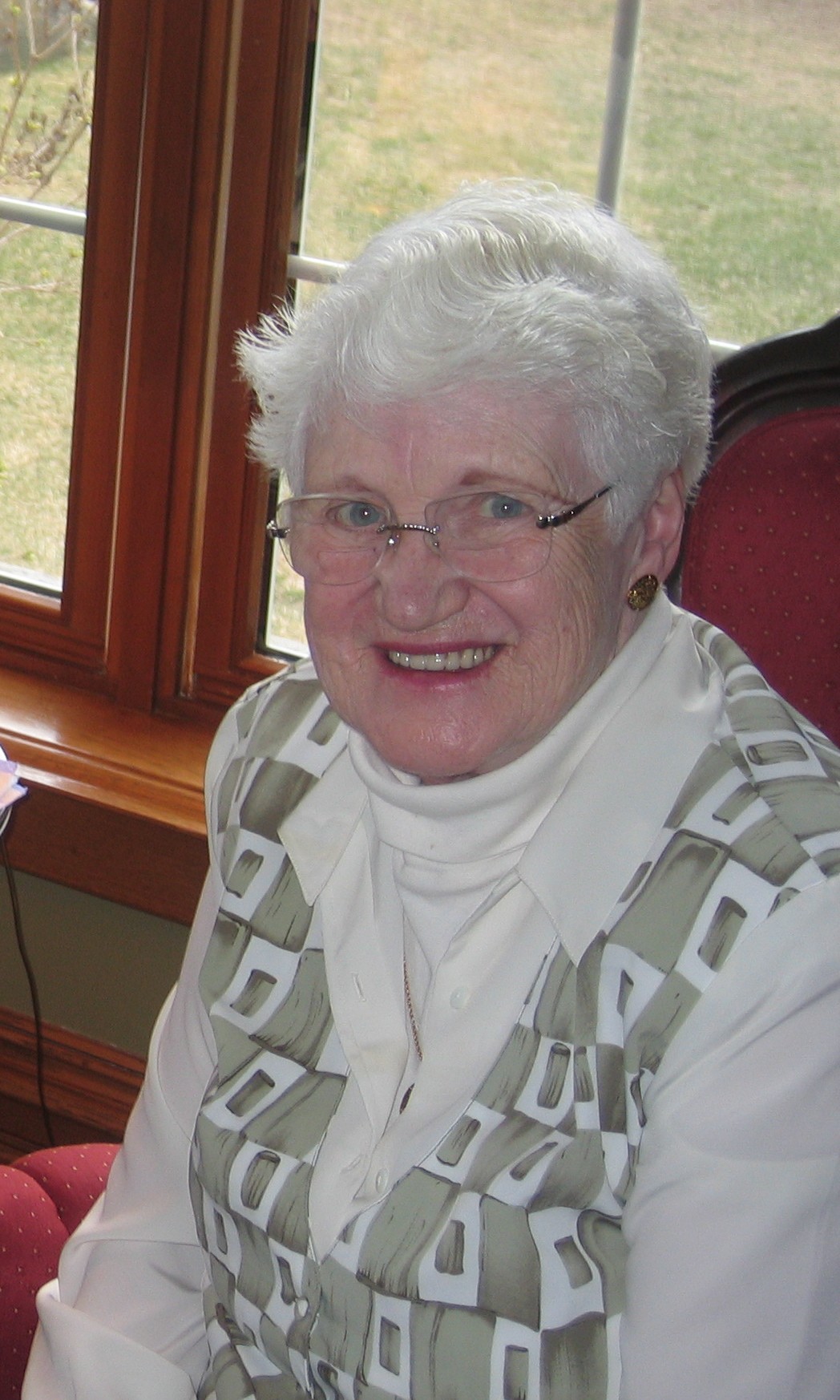 Violet Bradshaw Obituary - Cambridge, ON