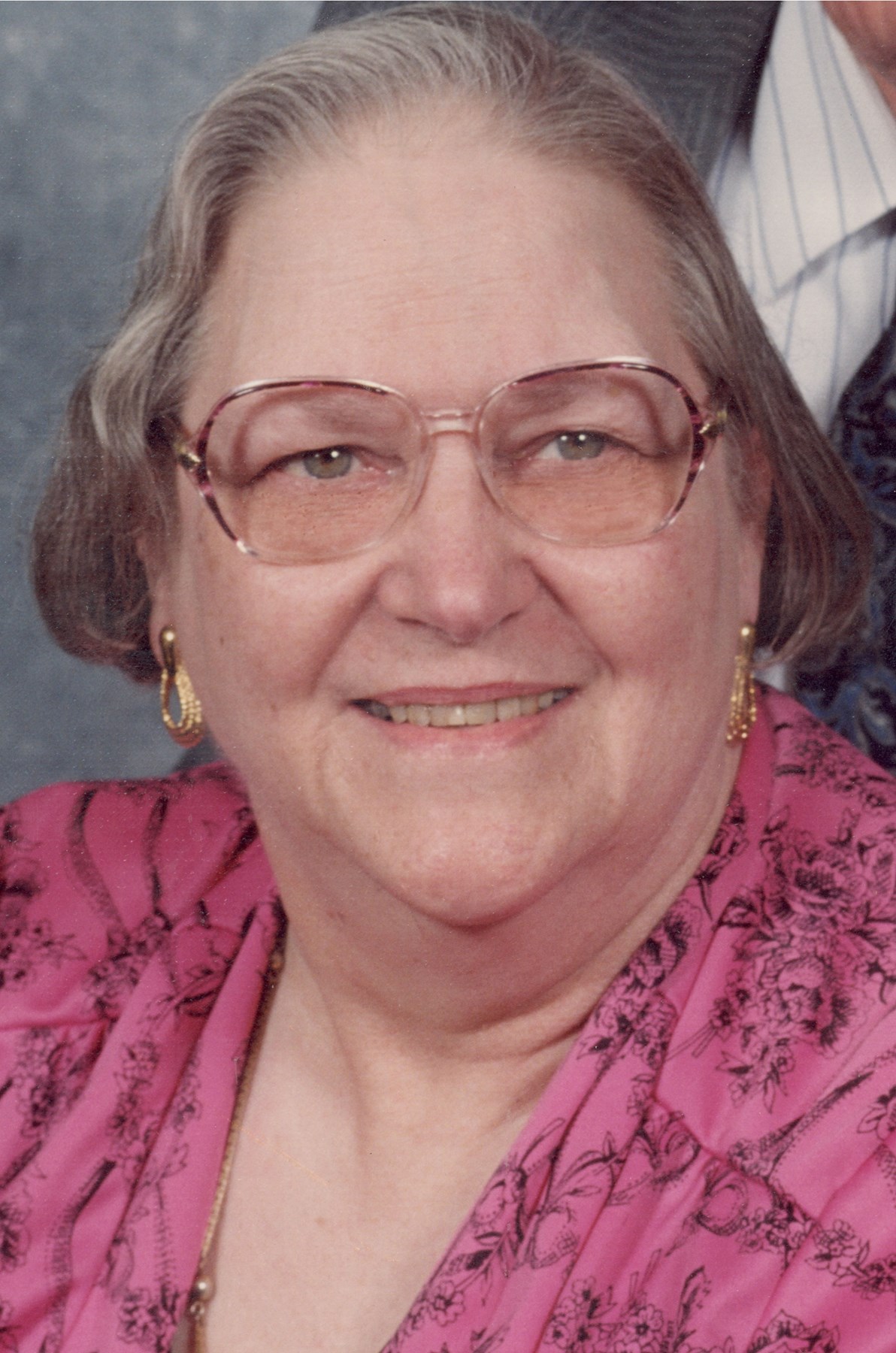 Mary Hall Obituario - Louisville, KY