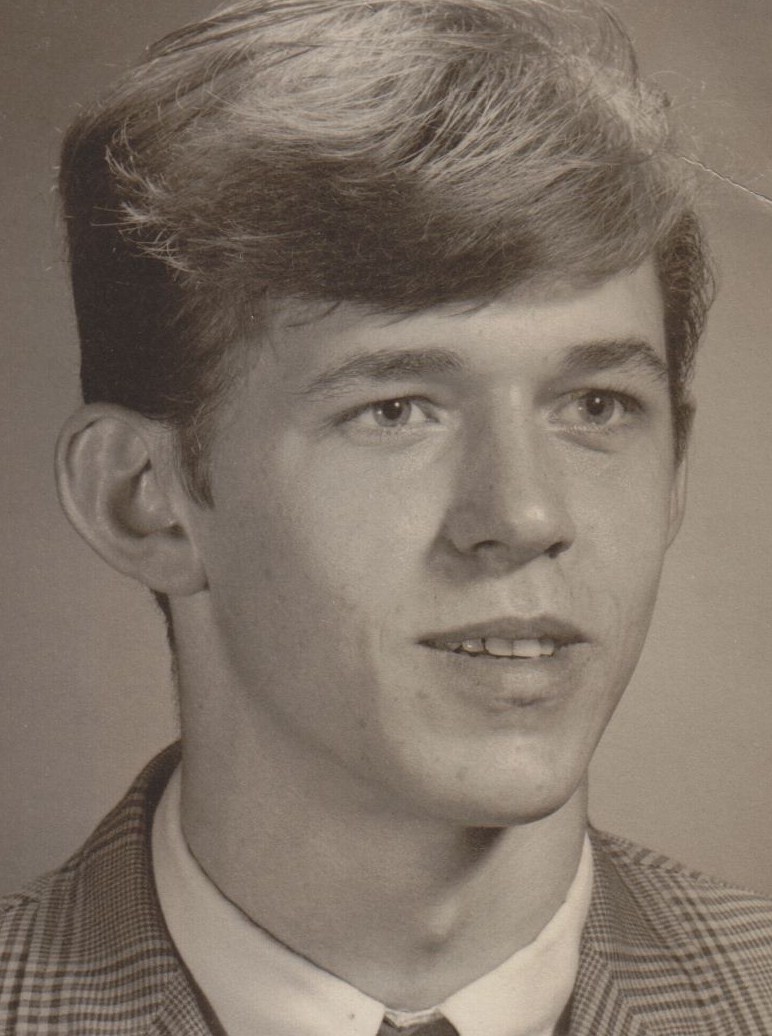 Eric Saunders's Instagram, Twitter & Facebook on IDCrawl