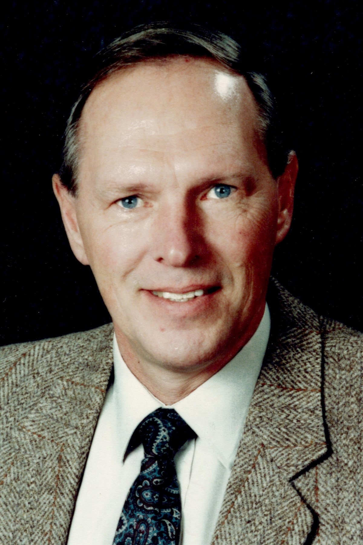 Gordon Caravan Obituary - Kamloops, BC