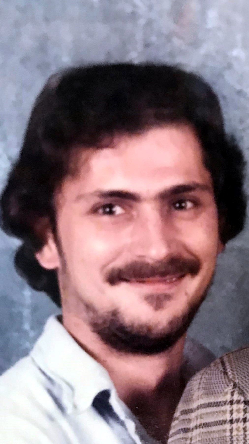 Lawrence Blevins Obituary - Ravenna, OH