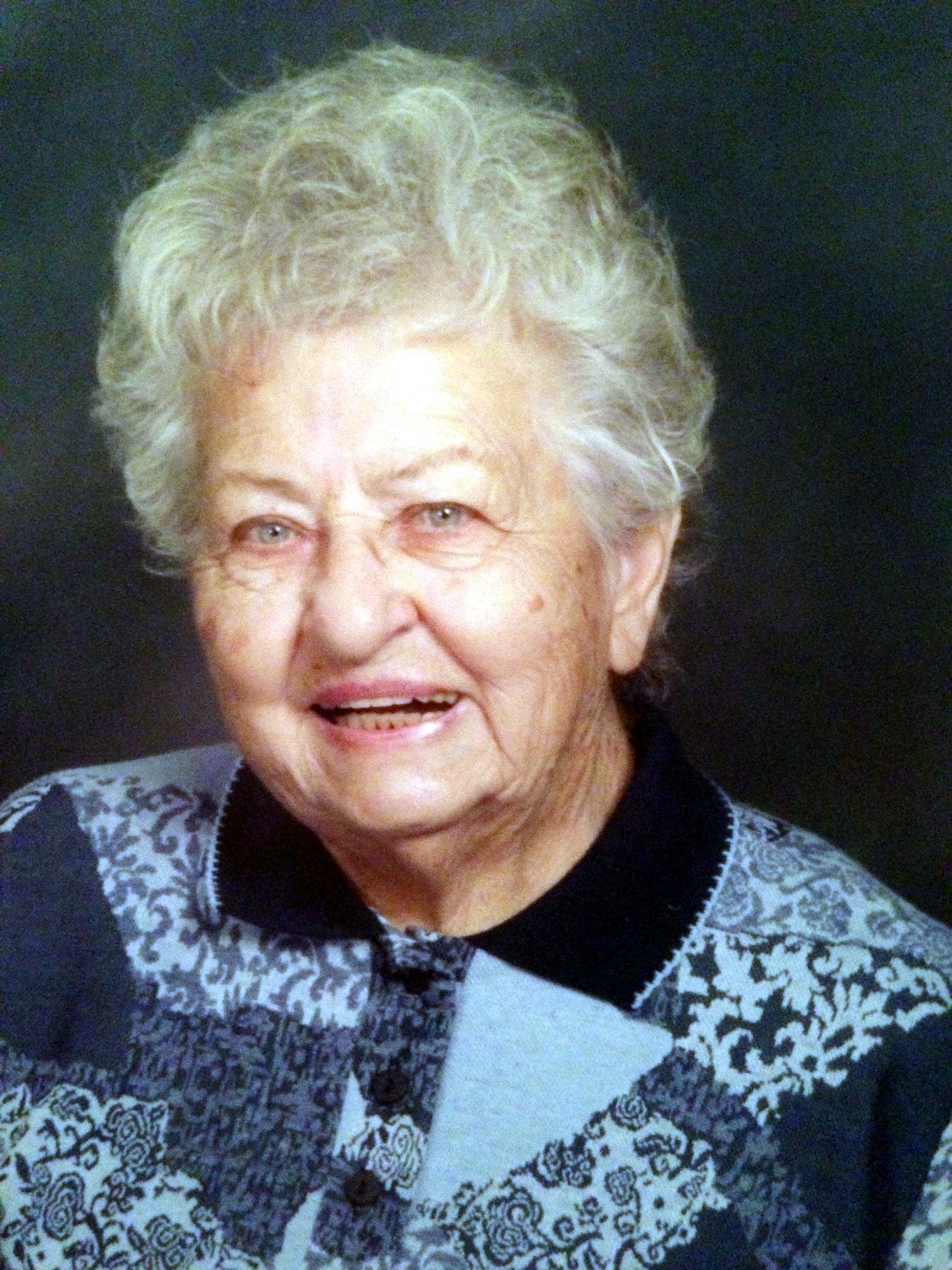 Violet Miller Obituary - Bakersfield, CA
