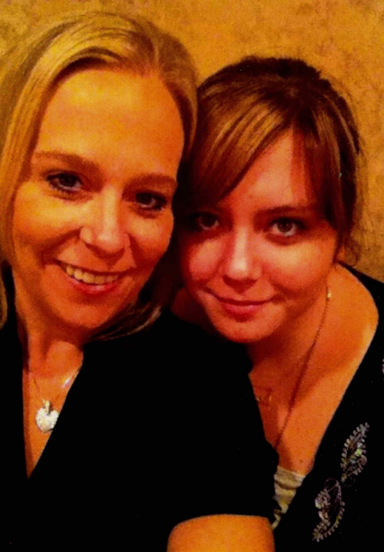 Lisa Sweet's Instagram, Twitter & Facebook on IDCrawl