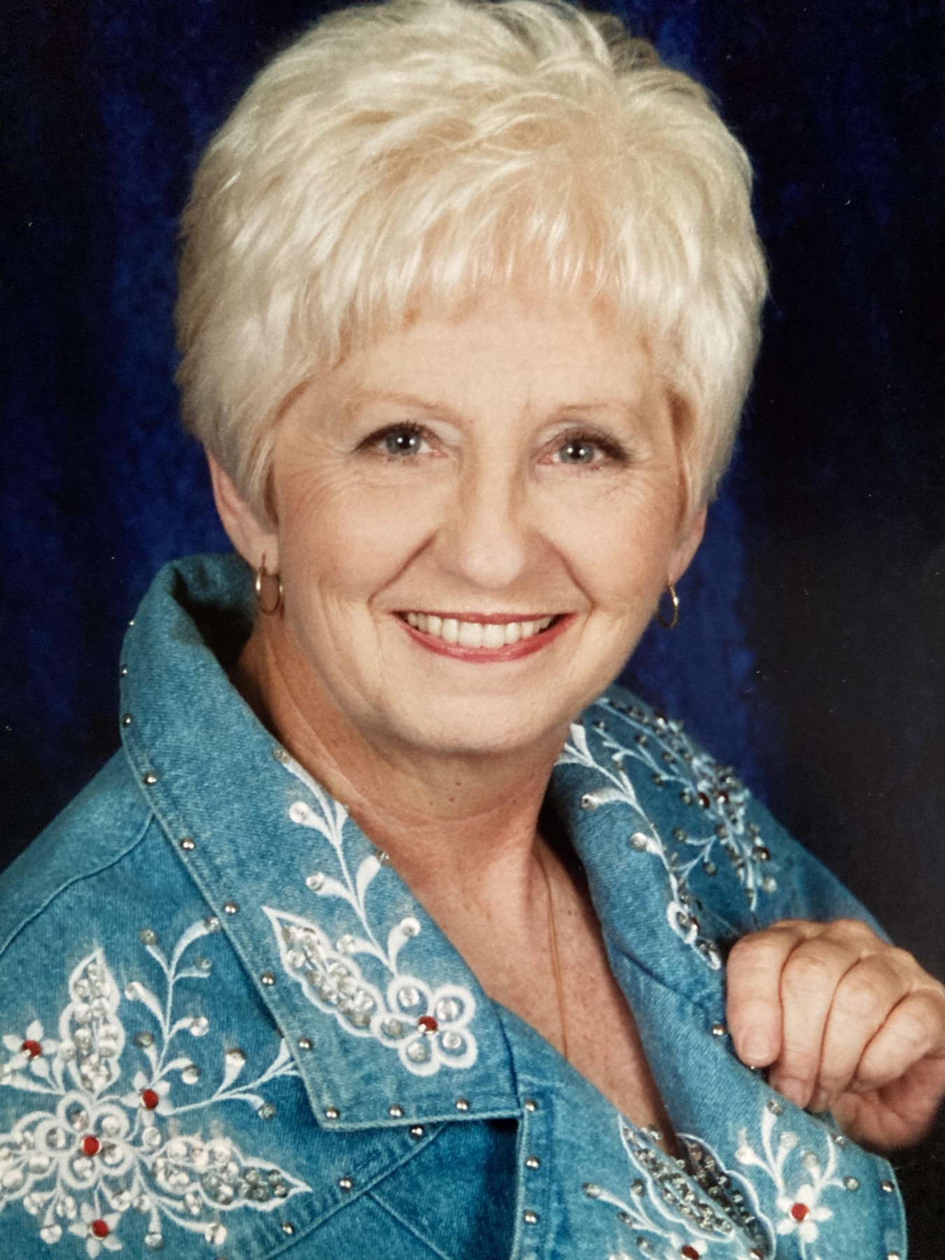Linda Sue Fine Obituary - Knoxville, TN