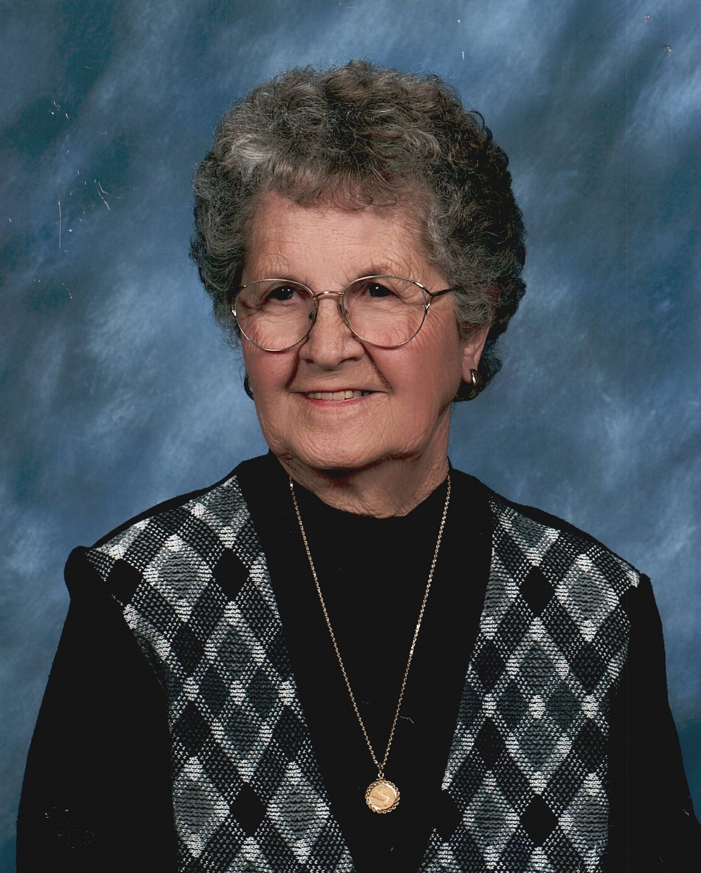 Louise Michaelson Obituary - Pekin, IL