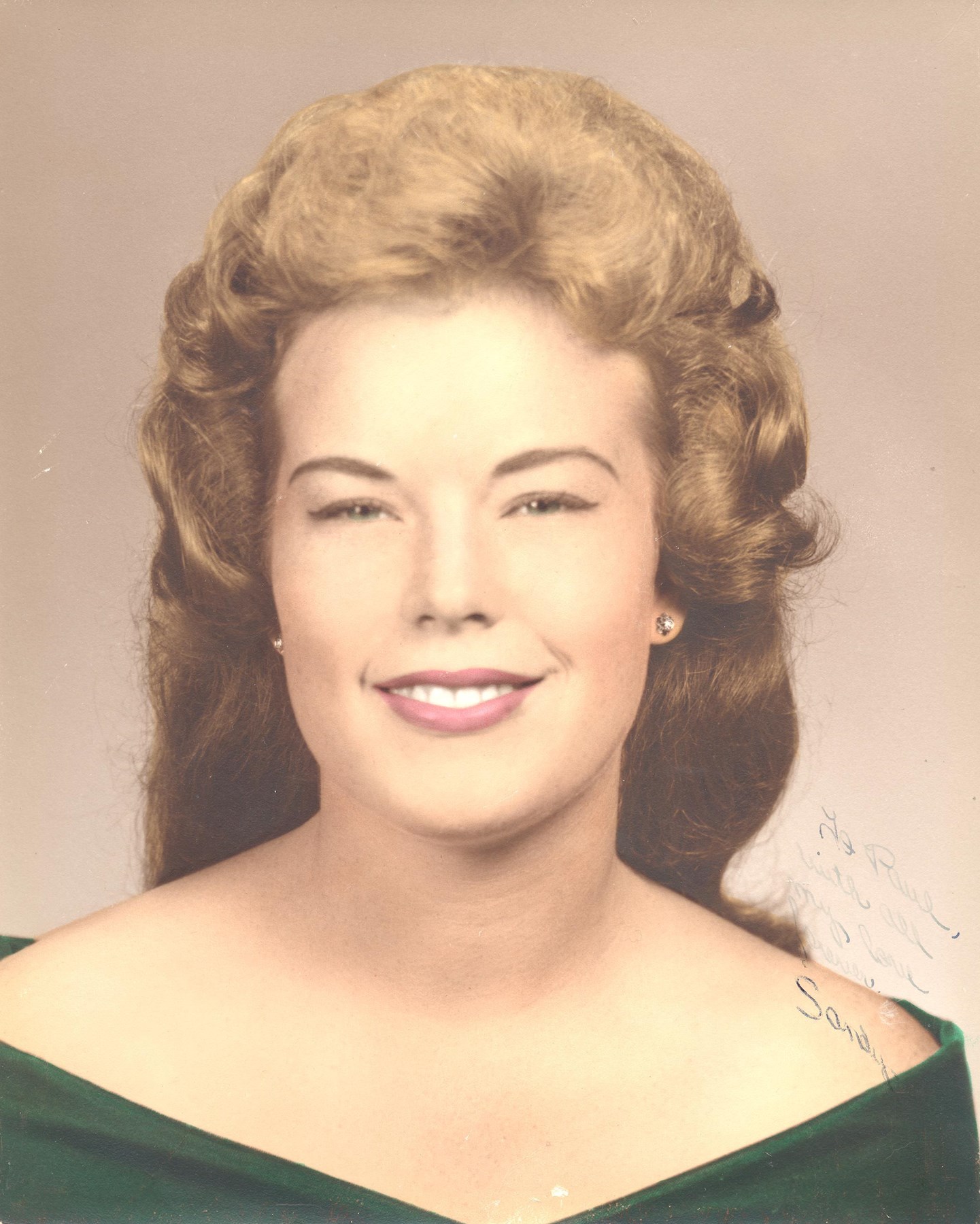 Nelda "Sandy" F. Garrett Obituary - Victoria, TX