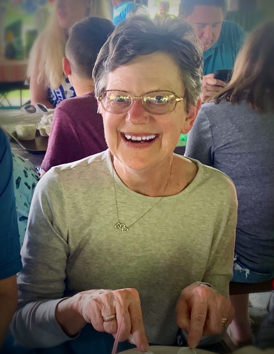 Sharon Devine Obituary - Columbia, MO