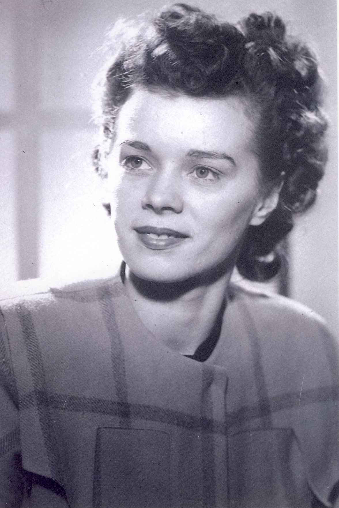 Mrs. Eveline "Evie" Forbes Moore Obituary - Cambridge, ON