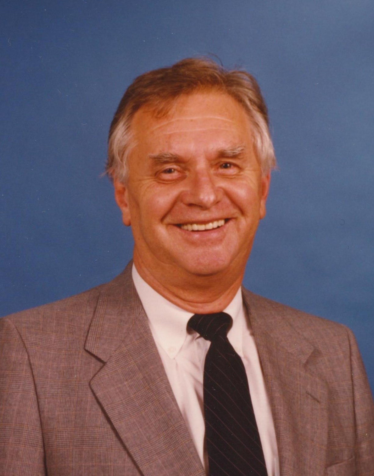 Kenneth W. Saxon Jr. Obituary - Portland, OR