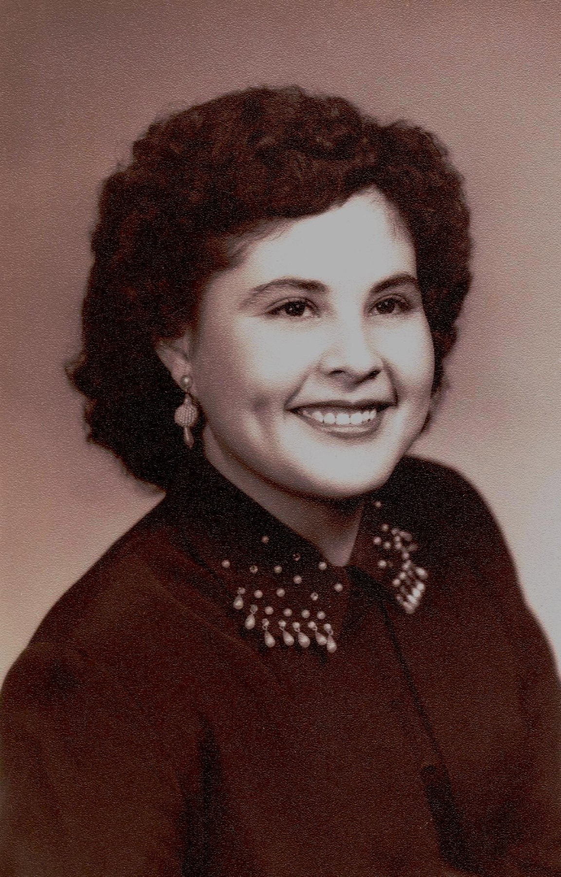 Julie Reyna's Instagram, Twitter & Facebook on IDCrawl