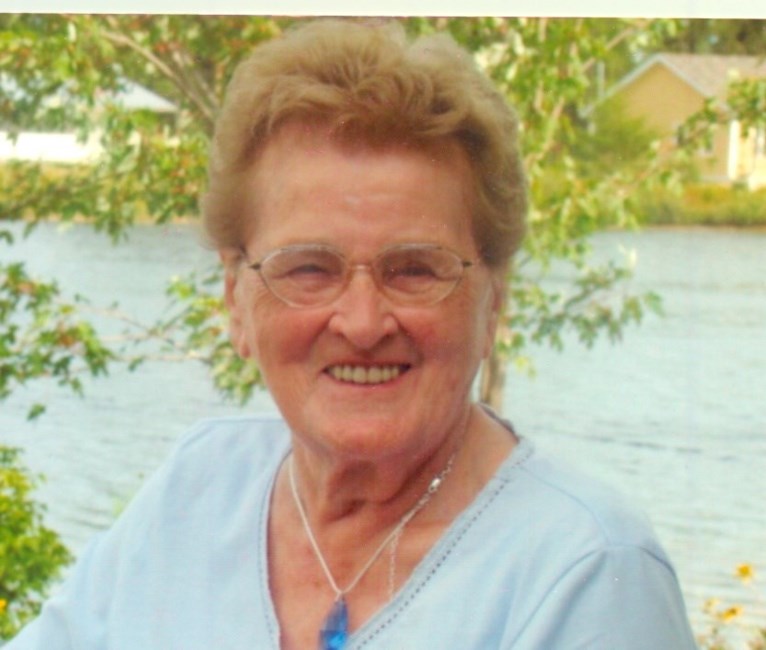 Mme Rachel Desbiens Doré Obituary - Jonquiere, QC