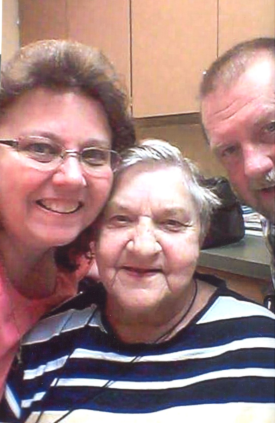 Joyce Bloom's Instagram, Twitter & Facebook on IDCrawl