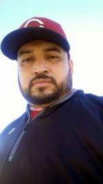 Encuentre obituarios y servicios funerarios