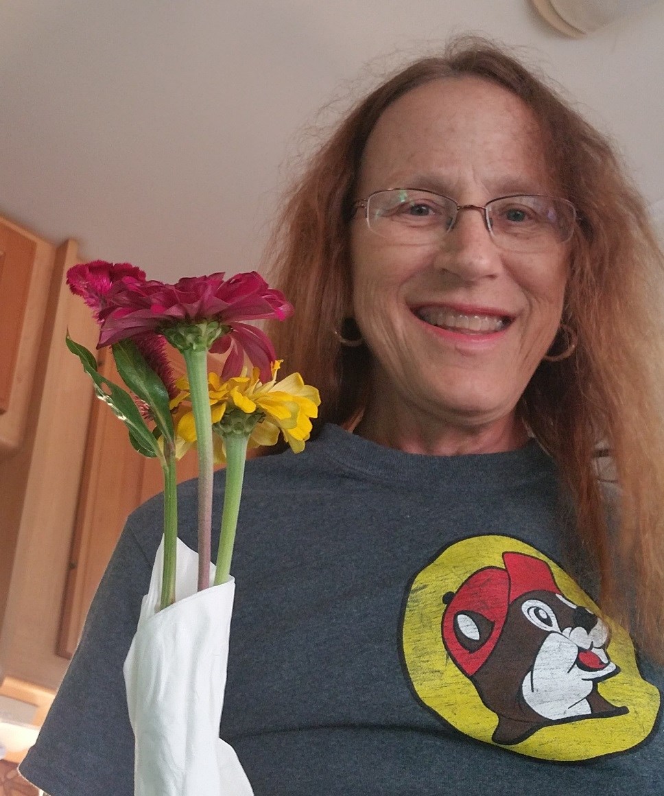 Laura Rohrbaugh's Instagram, Twitter & Facebook on IDCrawl