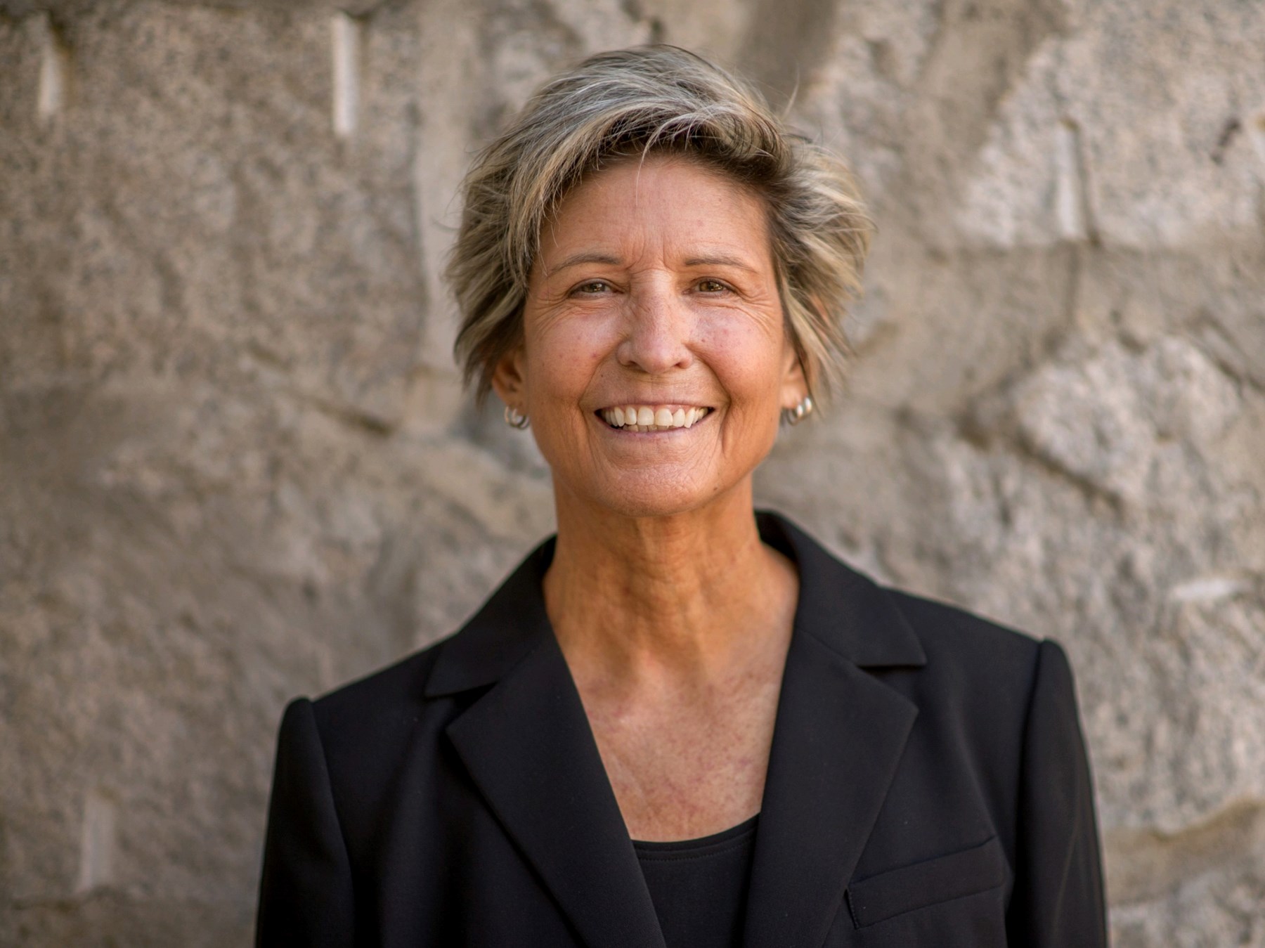 Janet Elaine Esway Obituary - Auburn, CA