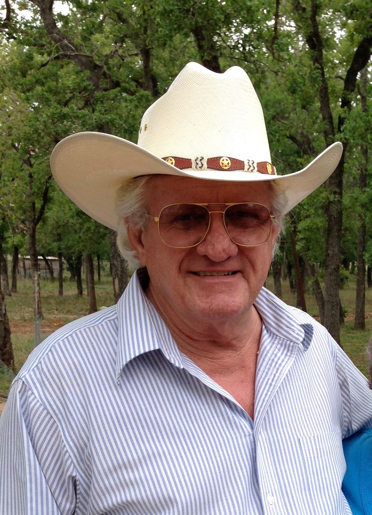 Francis Supak Obituary - Moulton, TX