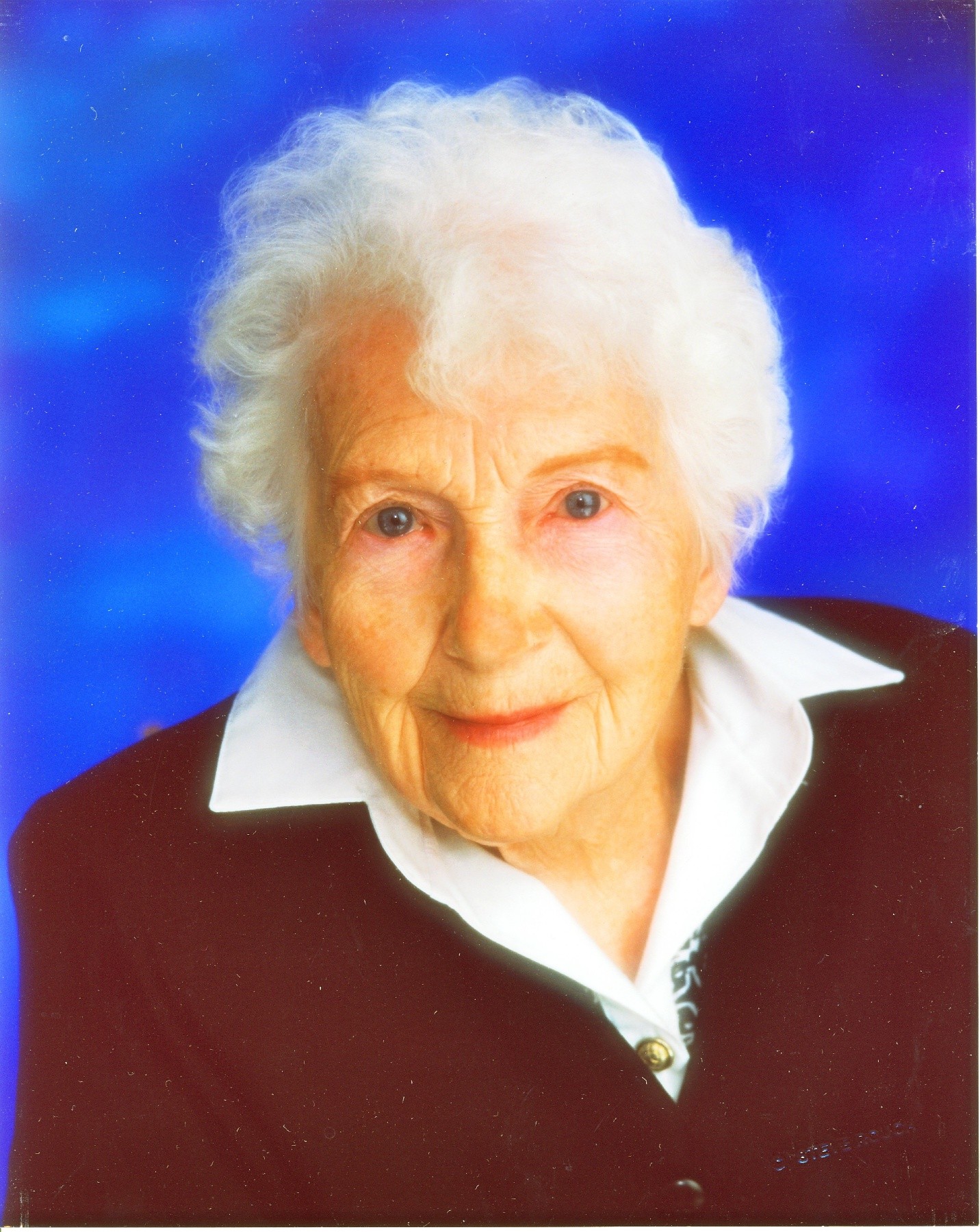 Loraine Schroth Mayer Obituary - Woodbury, MN